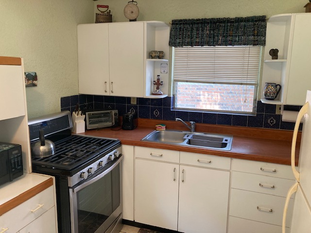 AR217 - House - 2 Bedrooms