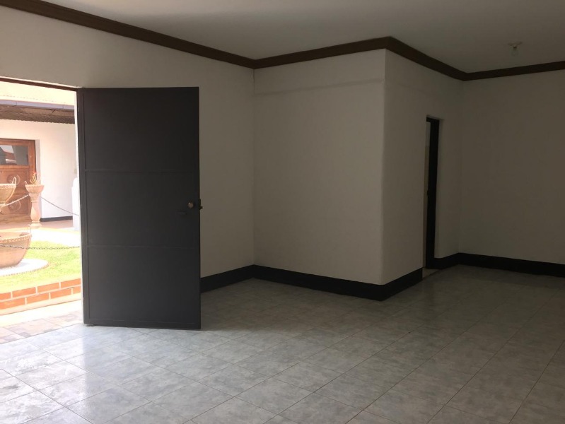 AR617 - Commercial Space - 7 Bedrooms