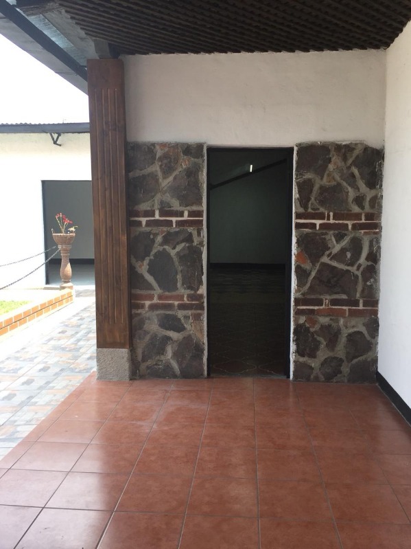 AR617 - Commercial Space - 7 Bedrooms